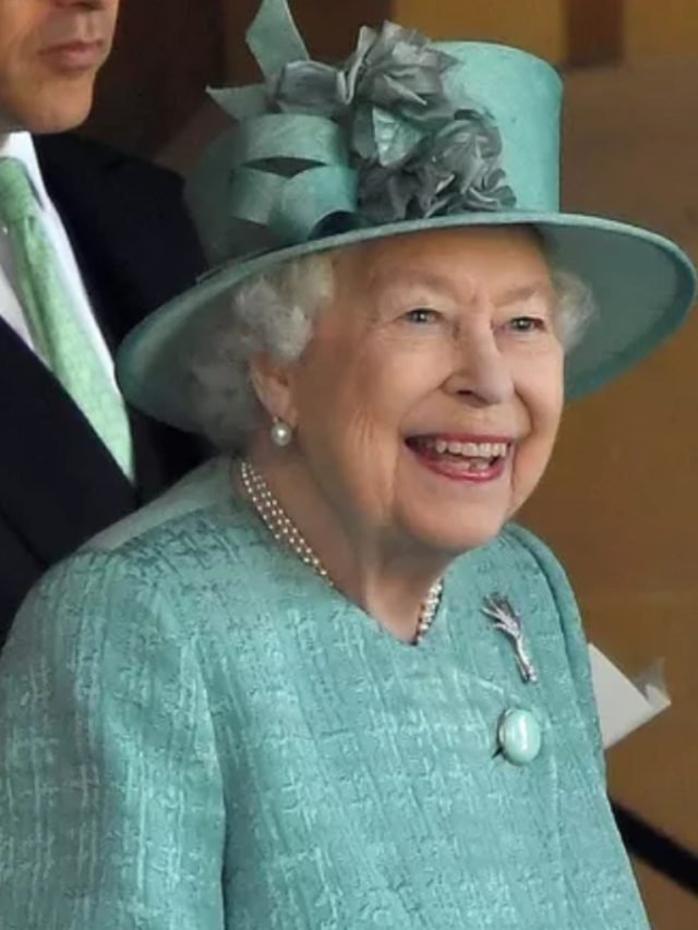 10 Queen Elizabeth II Quotes to remember her - Inspiring Short Quotes 10 Queen Elizabeth II Quotes to remember her - Inspiring Short Quotes
